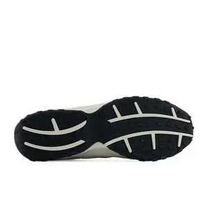 NEW BALANCE 204l Sneakers