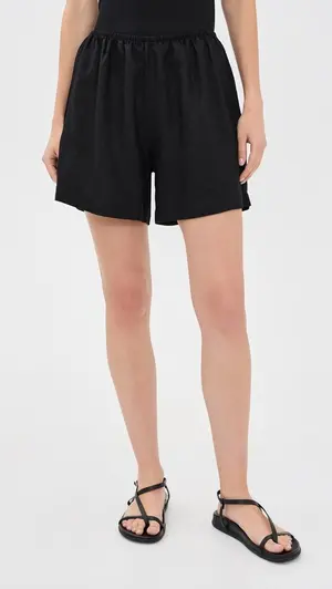 Donni. The Linen Shorts