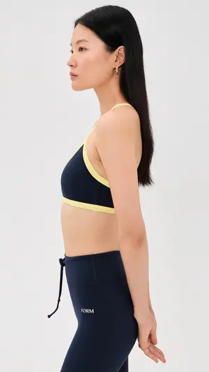 FORM V Neck Bra