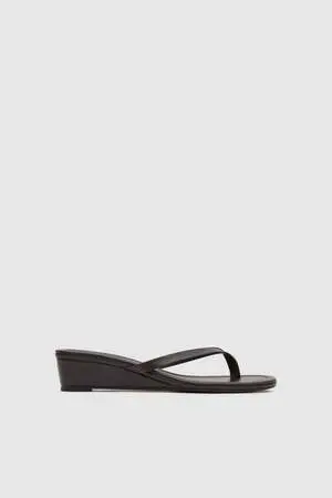 ST. AGNI Thong Wedge - Coffee