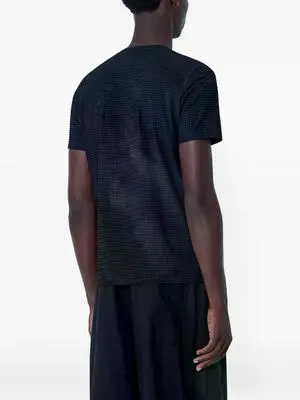 DISTRICT VISION Textured-finish T-shirt