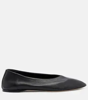 TOTEME Leather Ballet Flats - Black