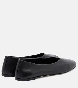 TOTEME Leather Ballet Flats - Black