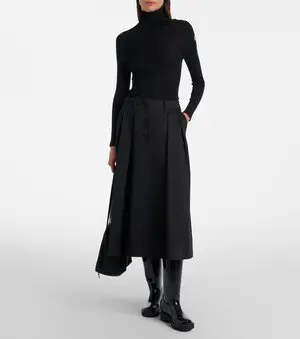 Moncler Virgin Wool Ribbed Turtleneck Sweater - Black