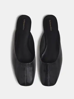 REFORMATION Inez Flat Mule - Black