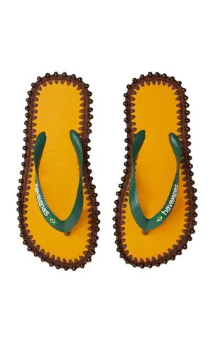 Tresse Tressé X Havaianas Avaia Wood-beaded Rubber Sandals - Yellow