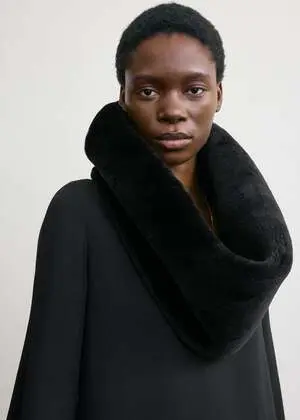 TOTEME Plush Shearling Muff
