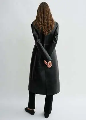 TOTEME Slim Leather Coat