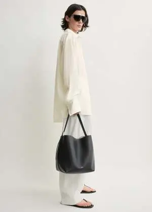 TOTEME Medium Belted Grained-leather Tote Bag - Black
