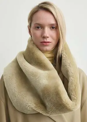 TOTEME Plush Shearling Muff