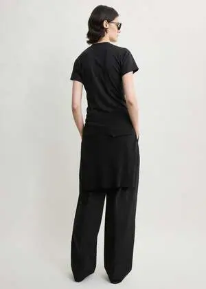 TOTEME Wide-ribbed V-neck Tee