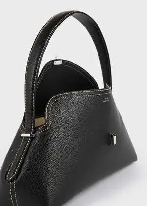 TOTEME T-lock Grained-leather Shoulder