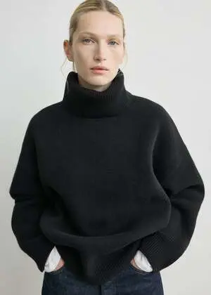 TOTEME Double-knit Turtleneck