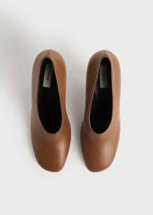 TOTEME Contour Nappa Pumps
