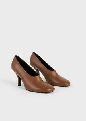 TOTEME Contour Nappa Pumps