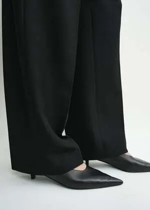 TOTEME Sharp Nappa Kitten Pumps
