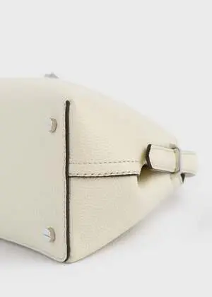 TOTEME T-lock Grained-leather Shoulder