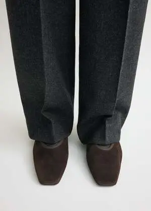 TOTEME Minimalist Suede Ballerinas