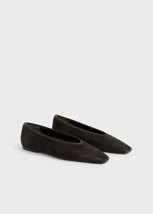 TOTEME Minimalist Suede Ballerinas