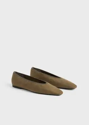 TOTEME Minimalist Suede Ballerinas