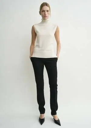 TOTEME Sleeveless Fine Turtleneck