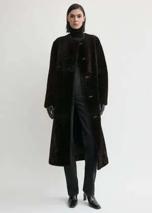 TOTEME Soft Shearling Coat