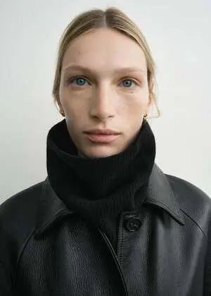 TOTEME Cashmere Neck Warmer