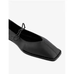 ALOHAS Sway Square-toe Leather Pumps