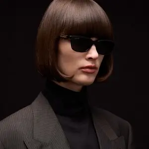 Gucci Rectangular Frame Sunglasses With Lettering Detail - Brown