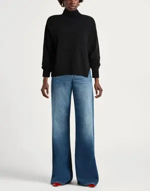 PALTO' Turtleneck Cashmere Sweater