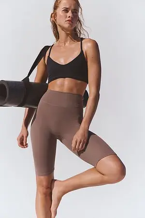 Free People Epic High-rise 9" Biker Shorts - Sandstorm