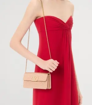 Valentino Garavani Moiré Vlogo Signature Chain Wallet - Pink