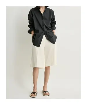 TOTEME Wide Tailored Shorts Ecru