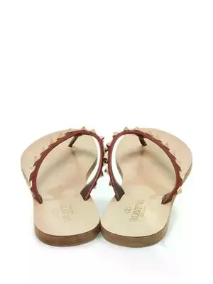 Valentino Garavani Rockstud Thong Sandals