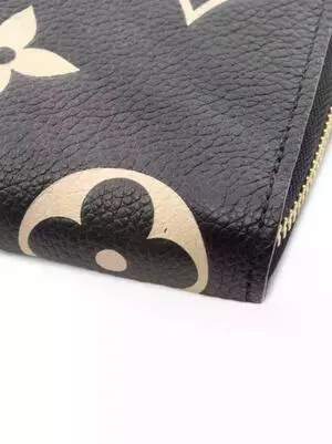 LOUIS VUITTON 2021 Monogram Empreinte Zippy Wallet - Black