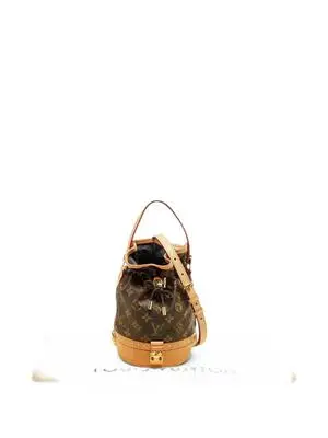 LOUIS VUITTON 2018 Petit Noé Monogram Bucket Bag