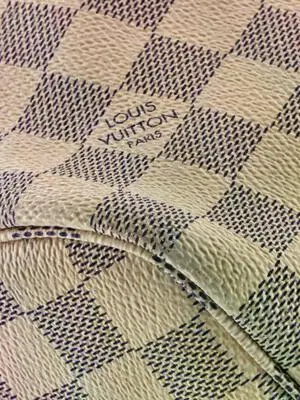 LOUIS VUITTON Neverfull Tote Bag - White