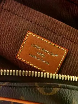 LOUIS VUITTON Amazone Bag Monogram Archive Crossbody Bag - Brown