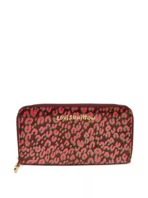 LOUIS VUITTON 2011 Zippy Stephen Sprouse Vernis Wallet - Red