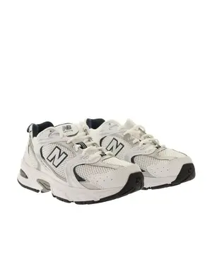 NEW BALANCE Mr530 Low Top Sneakers