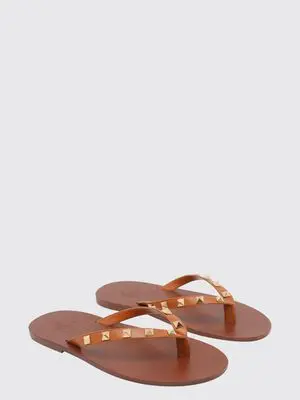 Valentino Garavani Rockstud Calfskin Thong Sandals - Brown