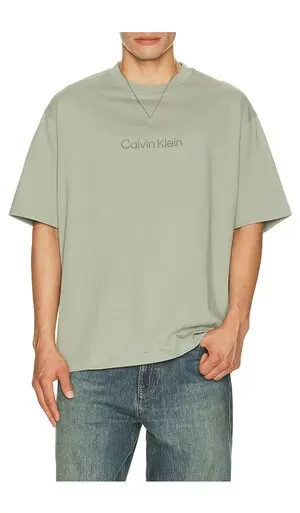 Calvin Klein Relaxed Standard Logo Crew Neck Tee In Green