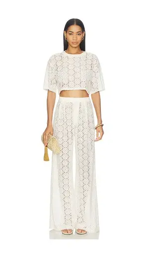 NONCHALANT LABEL Cami Crop