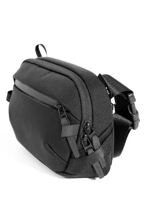 AER Day Sling 4