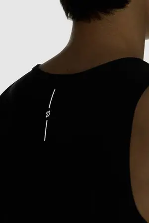 PELOTON Run Interlock Stride Singlet - Black