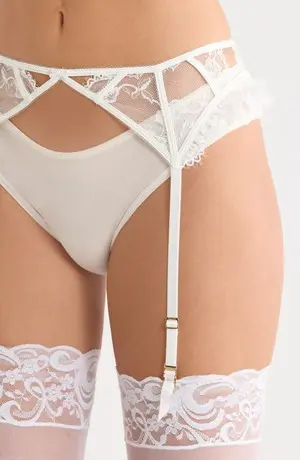 ETAM Lace Garter Belt