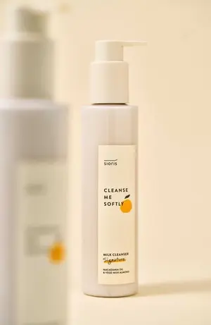 SIORIS Cleanse Me Softly Milk Cleanser Signature
