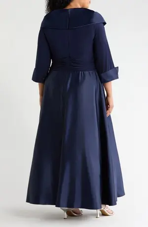 JESSICA HOWARD Rhinestone Button Mixed Media Gown - Navy