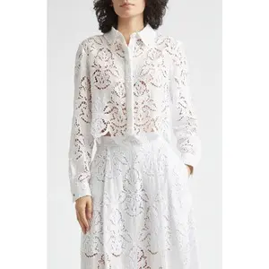 TOCCIN Jilly Floral Embroidery Crop Shirt
