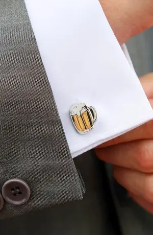 CUFFLINKS, INC. Cufflinks